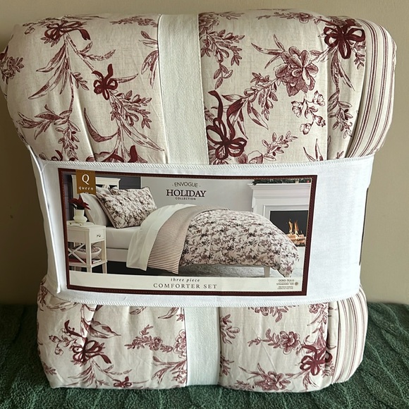 Envogue | Holiday | Envogue Holiday Collection Comforter Set Queen Red ...
